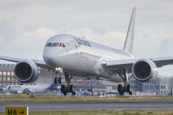 Lufthansa takes delivery of first Dreamliner fitted with Allegris ...